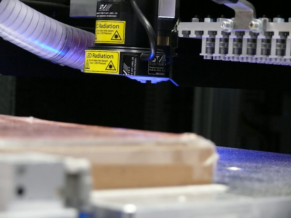 Fertigung & Produktion – cms electronics